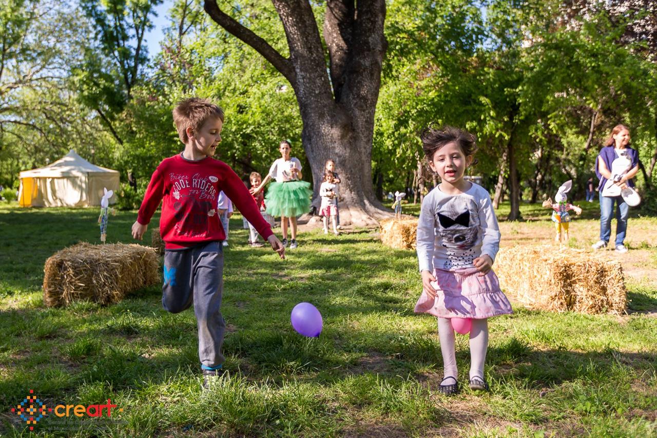 Atracții și ateliere pentru copii @ Tradiții și Flori de Sărbători 2016
